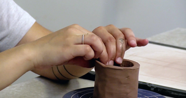 Pinch Pots: An Easy-on-the-Wrists Way to Make Pinch Pottery