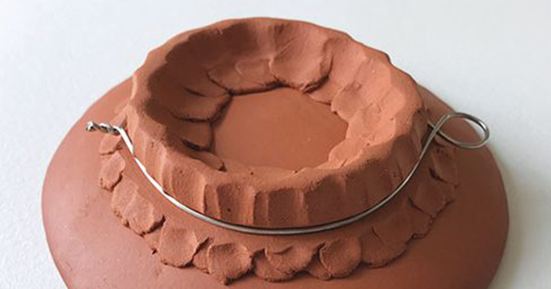 3 Smart Ways to Hang Ceramic Pieces